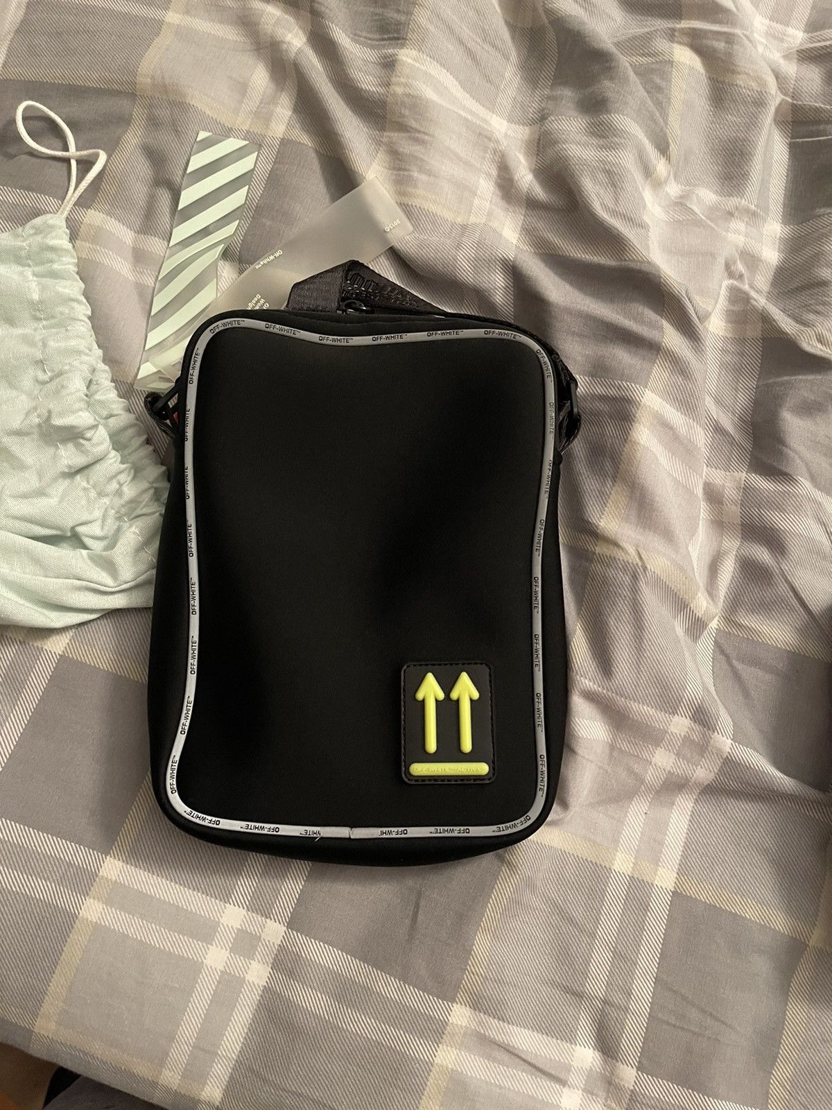 Off-White Off-white reflective cross body unisex | Grailed