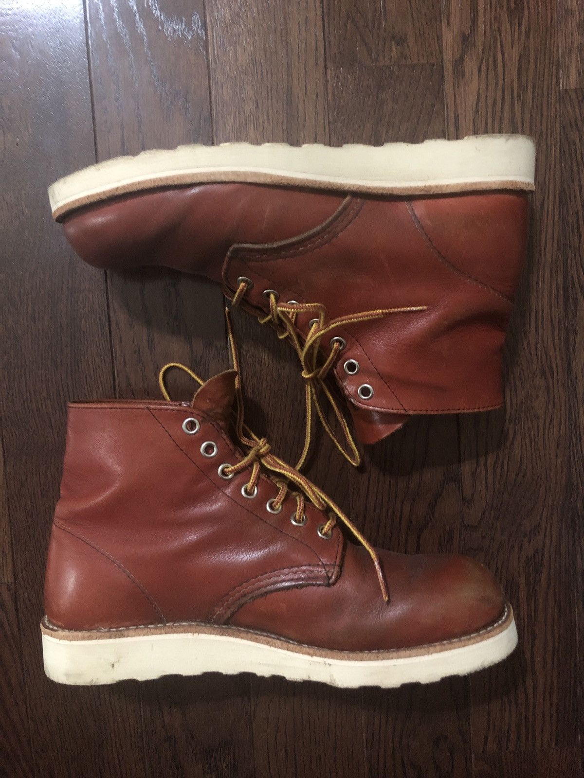 Red Wing Red Wing Round Toe Boots | Grailed