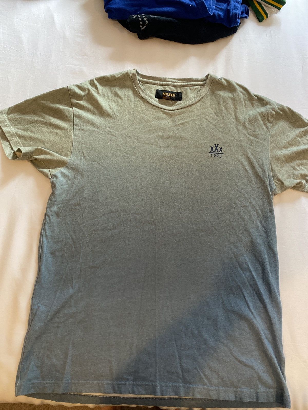 10 Deep 10 Deep blue to gray fading tee shirt | Grailed