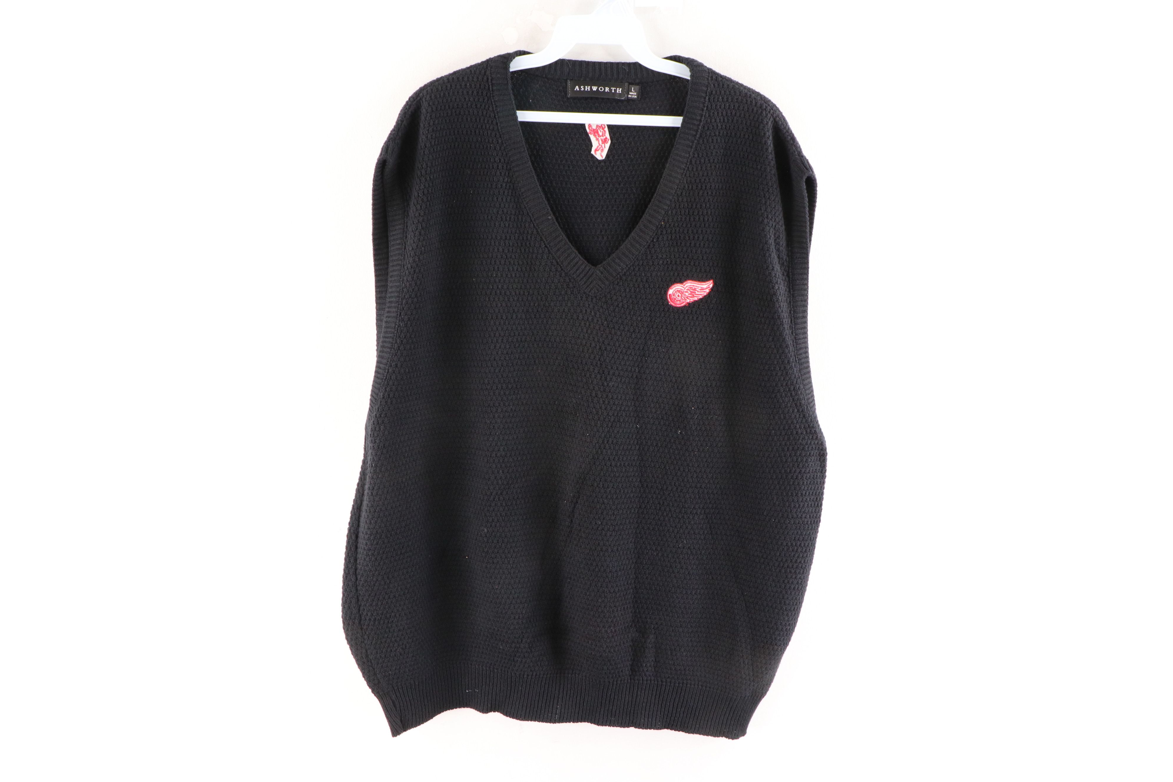 Vintage Vintage 90s Detroit Red Wings Winged Wheel V-Neck Vest | Grailed