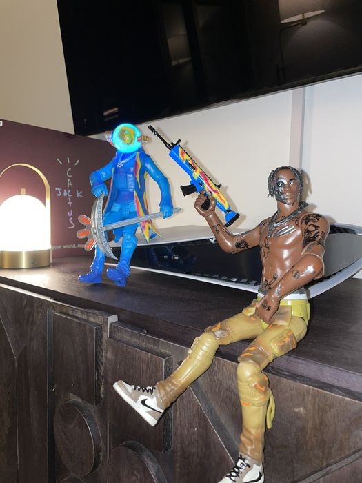 Travis Scott TRAVIS SCOTT X FORTNITE COLLECTIBLE ACTION FIGURES | Grailed