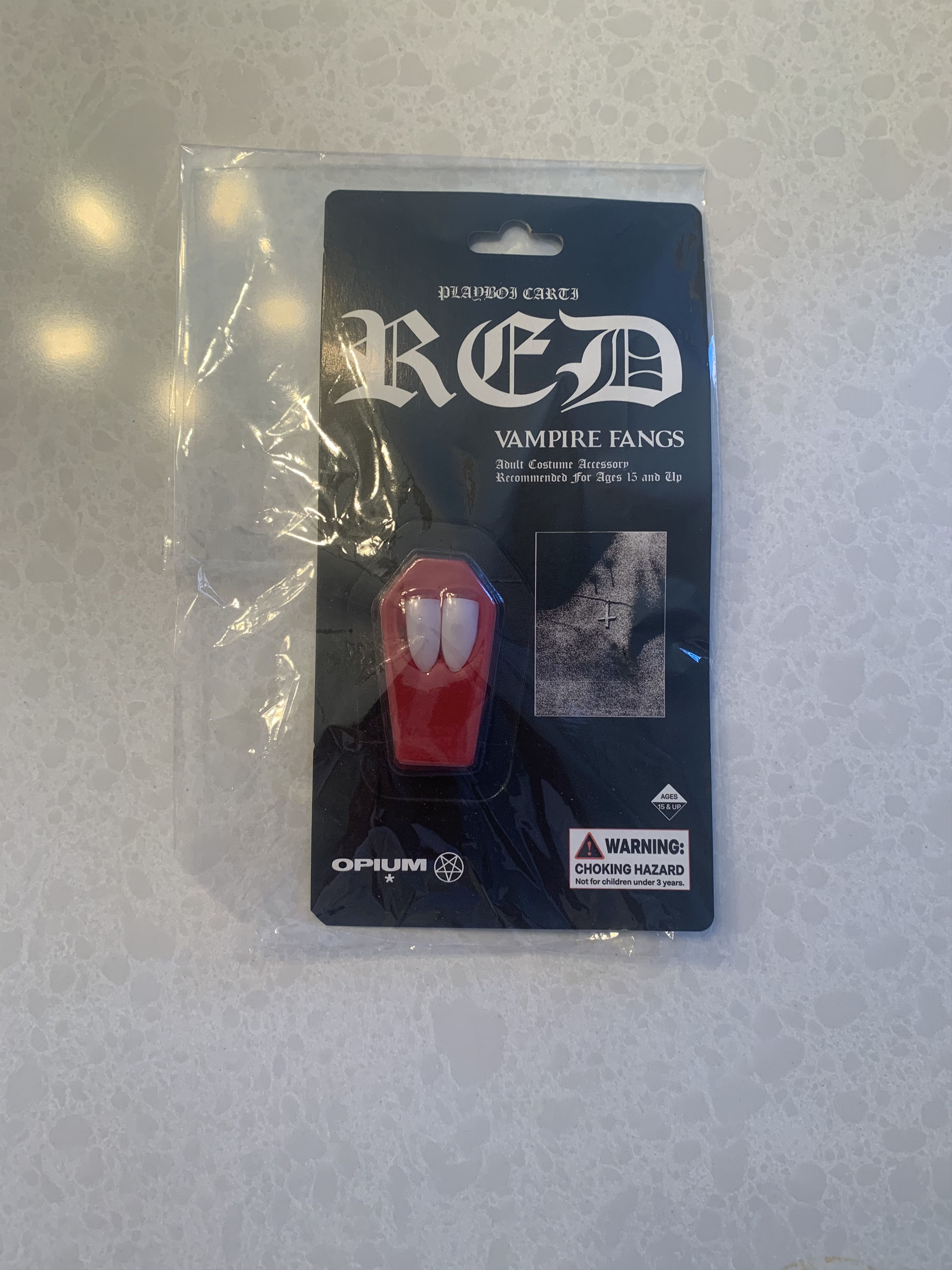 Playboi Carti Playboi Carti Whole Lotta Red Vampire Fangs (Damaged ...