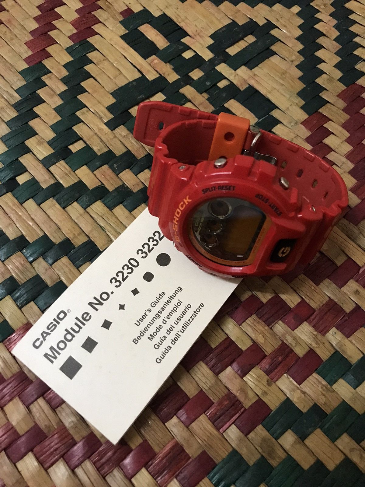 G Shock × Vintage Vintage Discontinue model G-Shock DW6900-CB4 Very ...