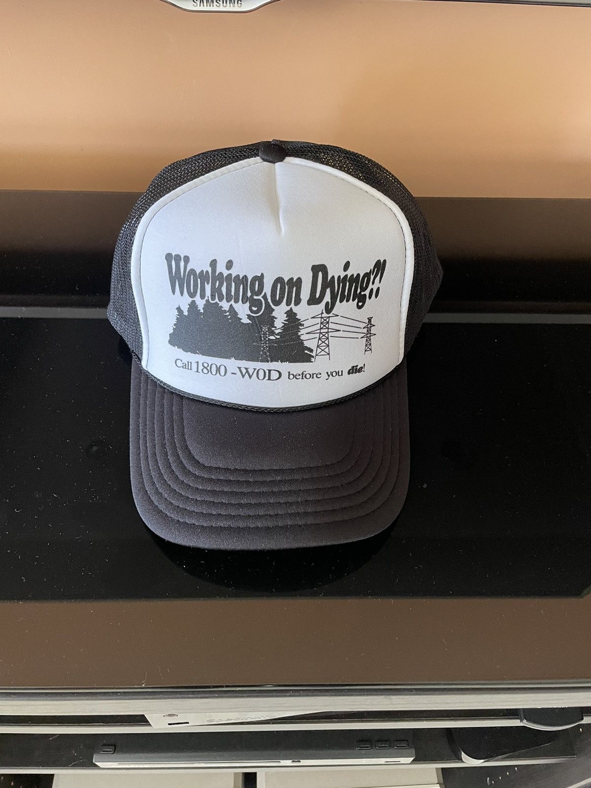 Vintage Working on dying trucker hat black | Grailed