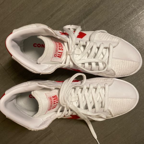 Converse Converse White and Red Pro Leather Parquet Court Sneakers ...