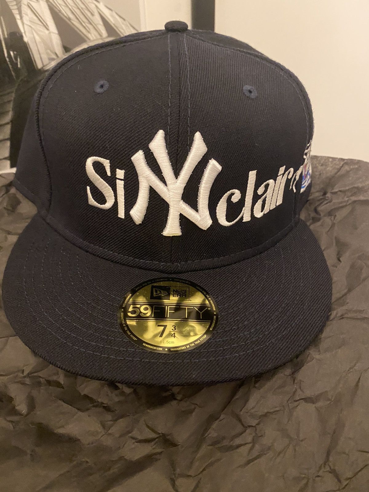 New Era × Sinclair Global Sinclair Bring NY Back Yankees Fitted Hat 7 3 ...