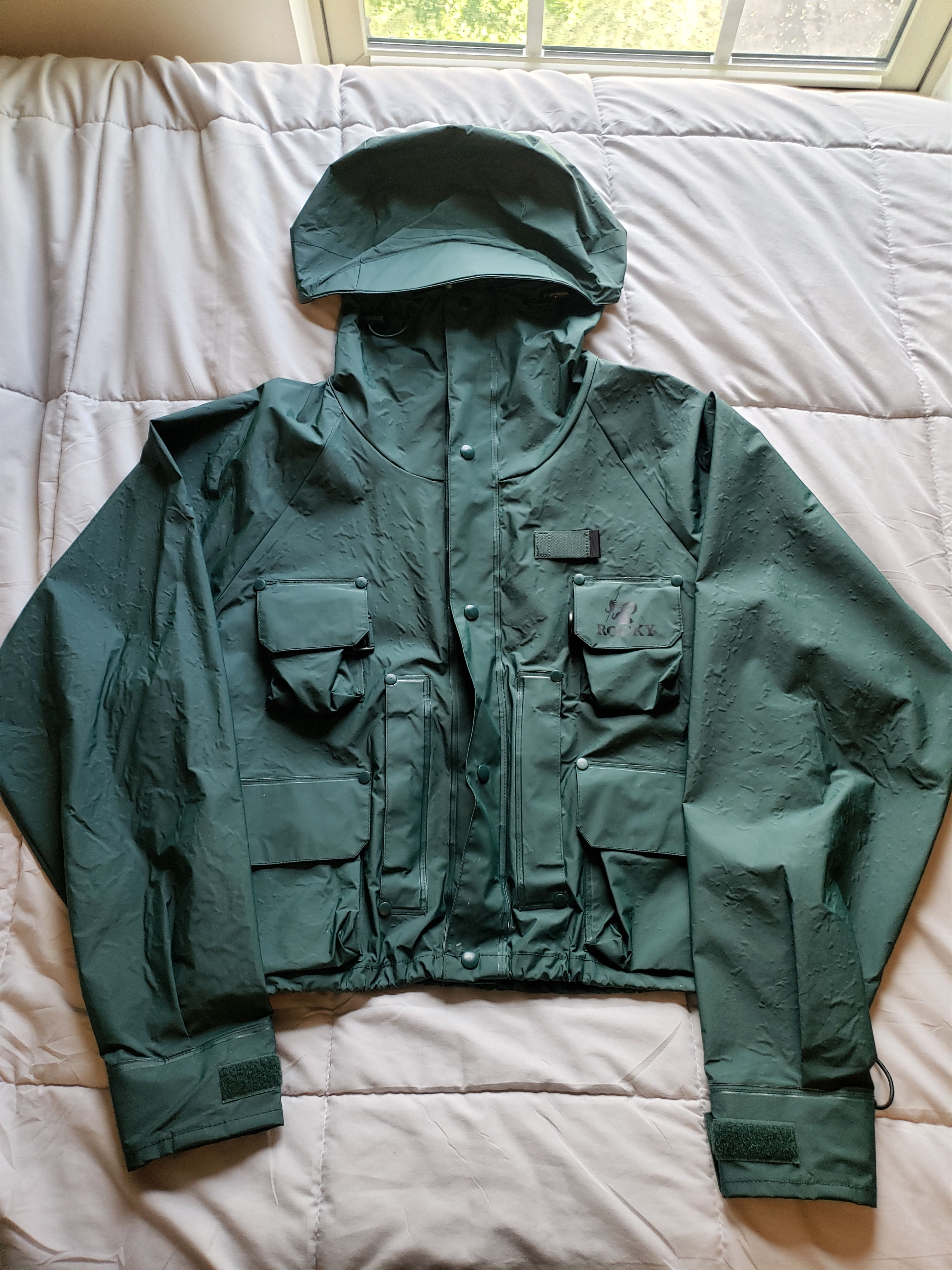 Vintage Waterproof, extremely functional Cropped Rain Jacket | Grailed