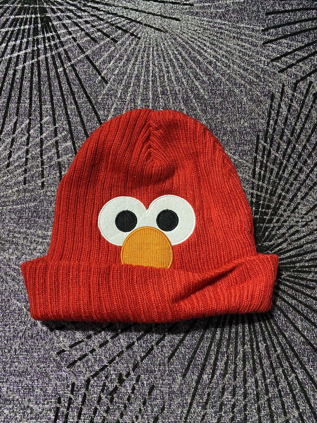 Universal Studios ELMO BEANIE BY UNIVERSAL STUDIOS JAPAN | Grailed