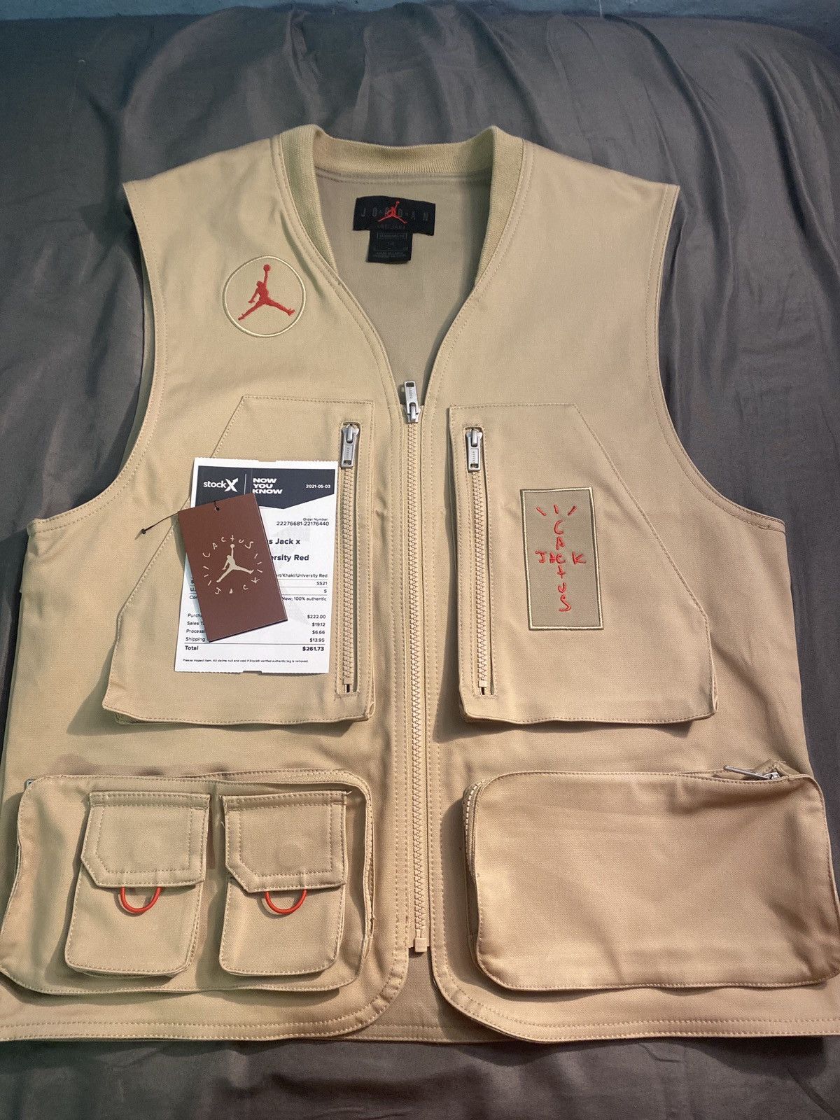 Jordan Brand × Nike × Travis Scott Travis Scott Cactus Jack x Jordan ...