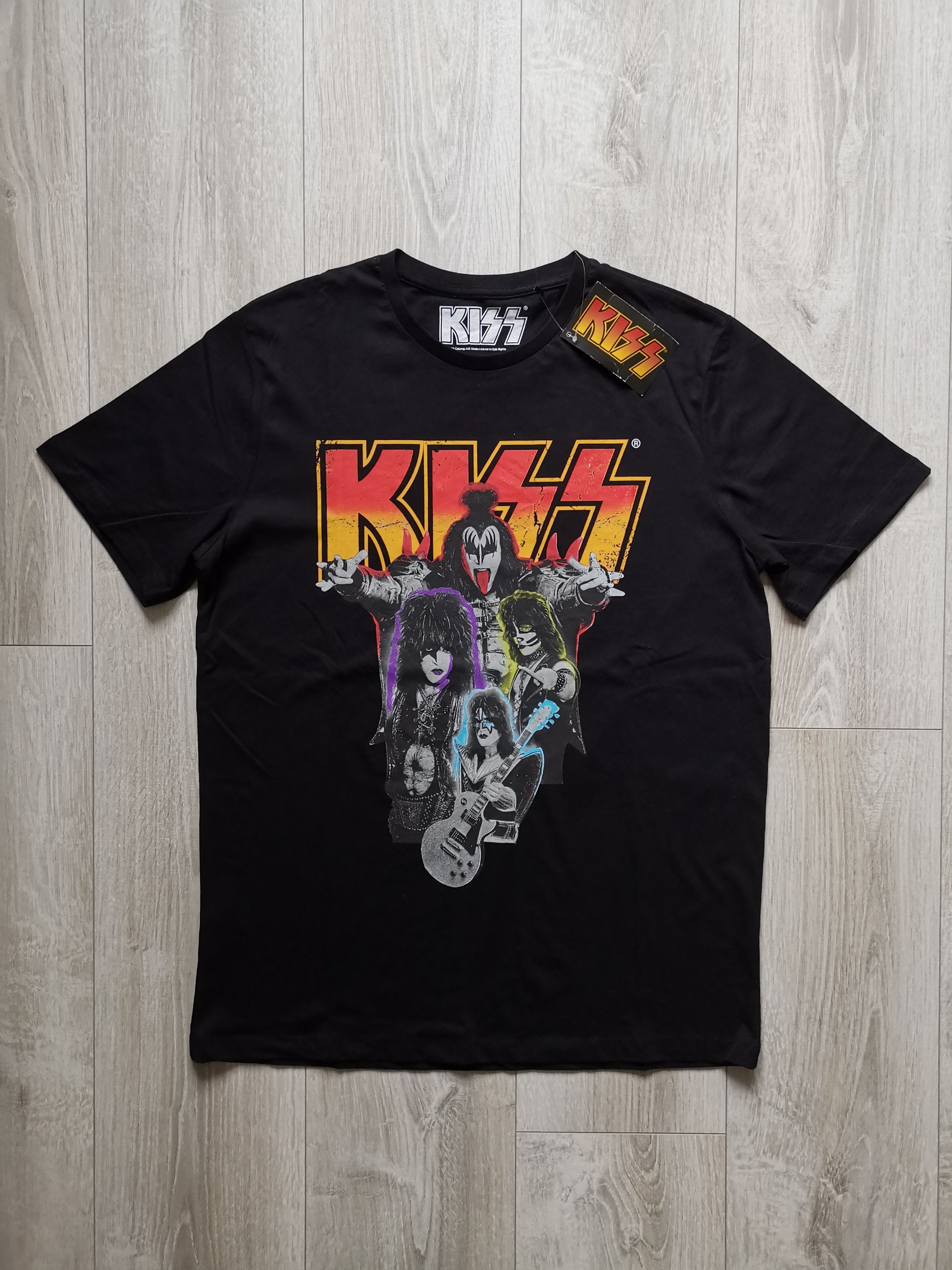 Kiss Kiss official merchandise 2019 t shirt | Grailed