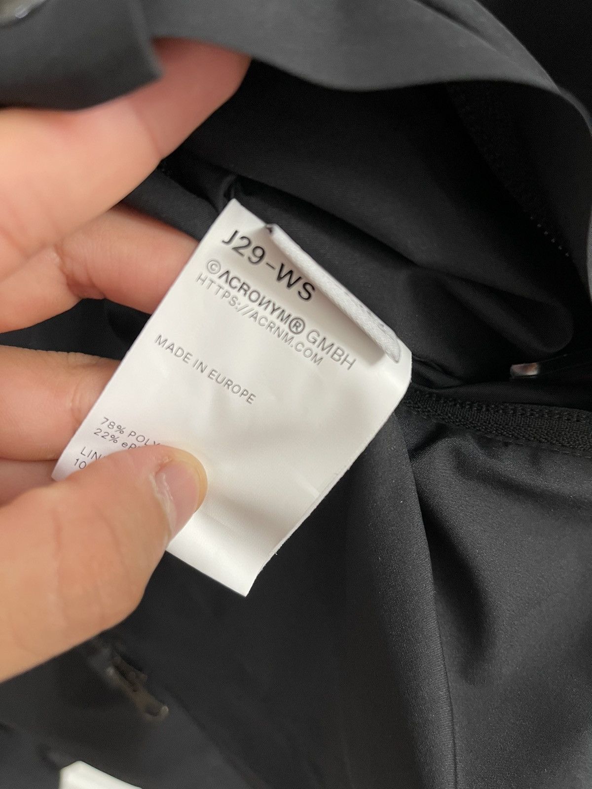 Acronym J29-WS SS21 | Grailed