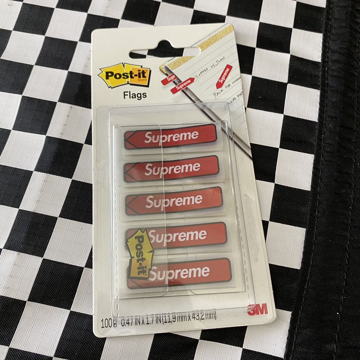 Supreme FW19 Supreme Post-it Flags Red Box Logo | Grailed