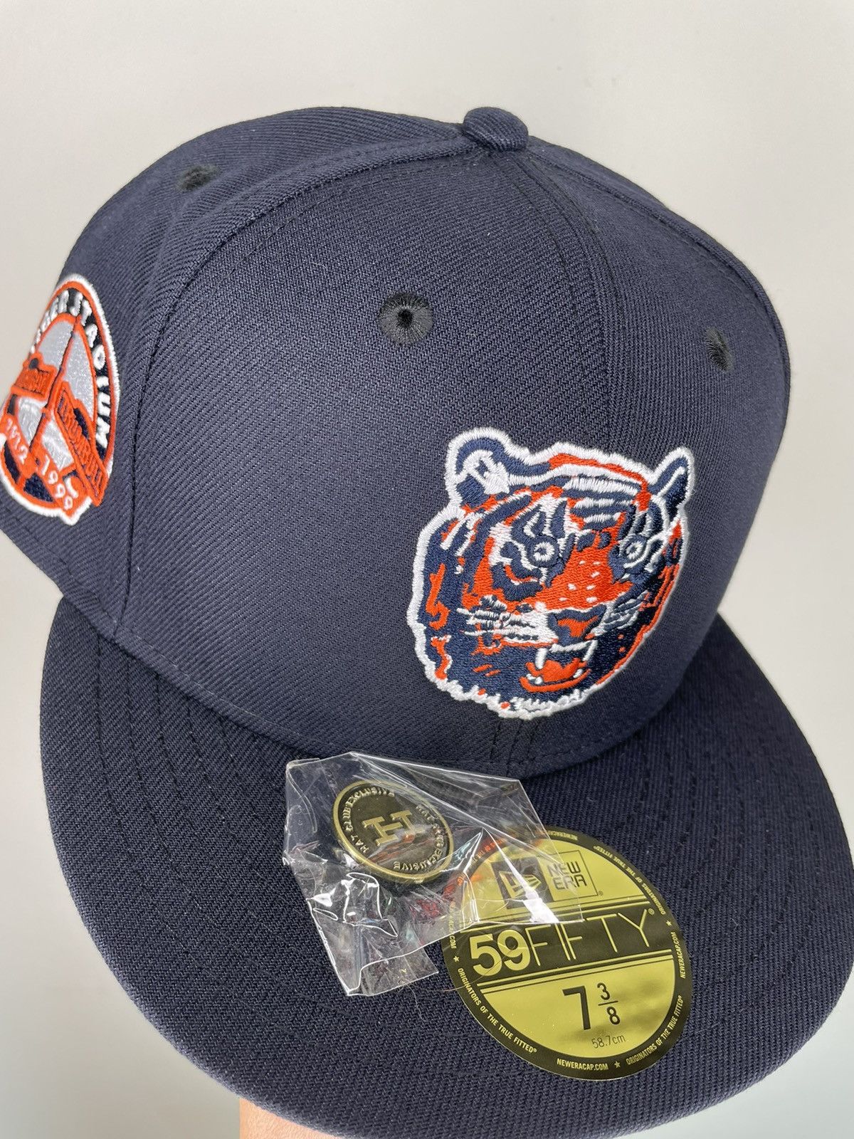 New Era Hatclub Detroit Tigers “LSD TIGER” green UV 7 3/8 | Grailed
