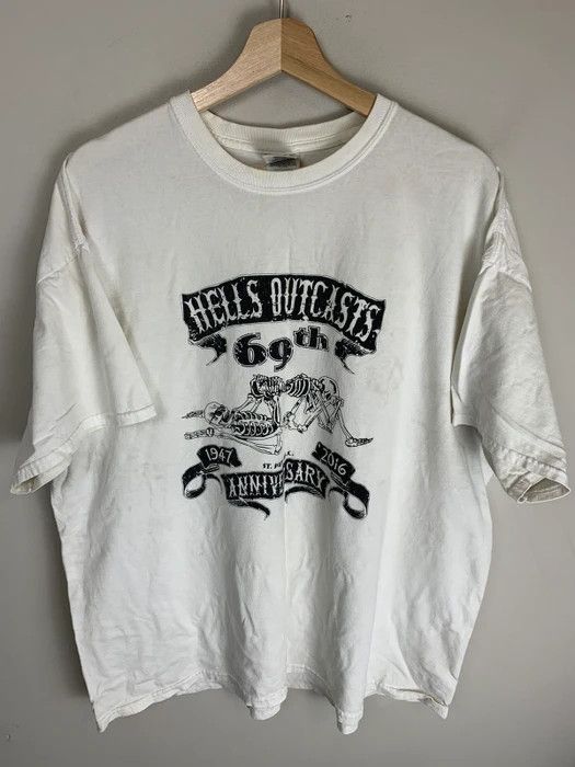 Harley Davidson × Vintage Vintage Hells Outcasts 69 Years Skeletons Tee ...