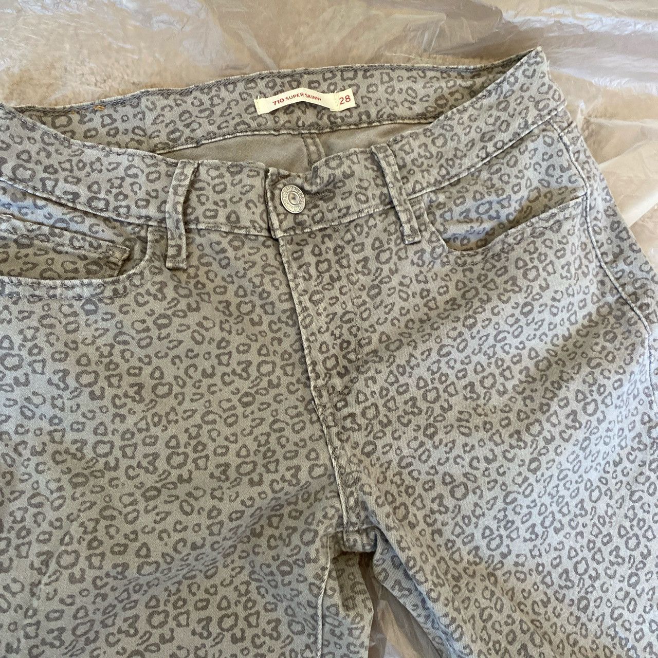 Levi's Levi's Grey Leopard Print Jeans | Grailed