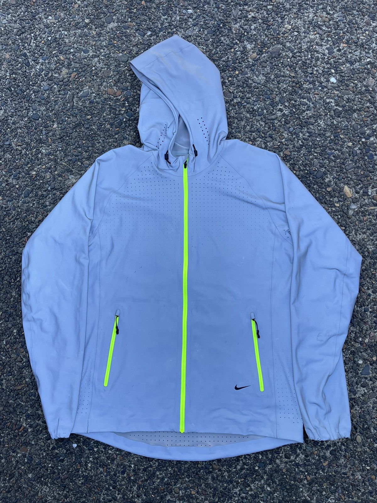 Nike Nike Shield Flash Full Reflective 3M Jacket Over Running | Grailed