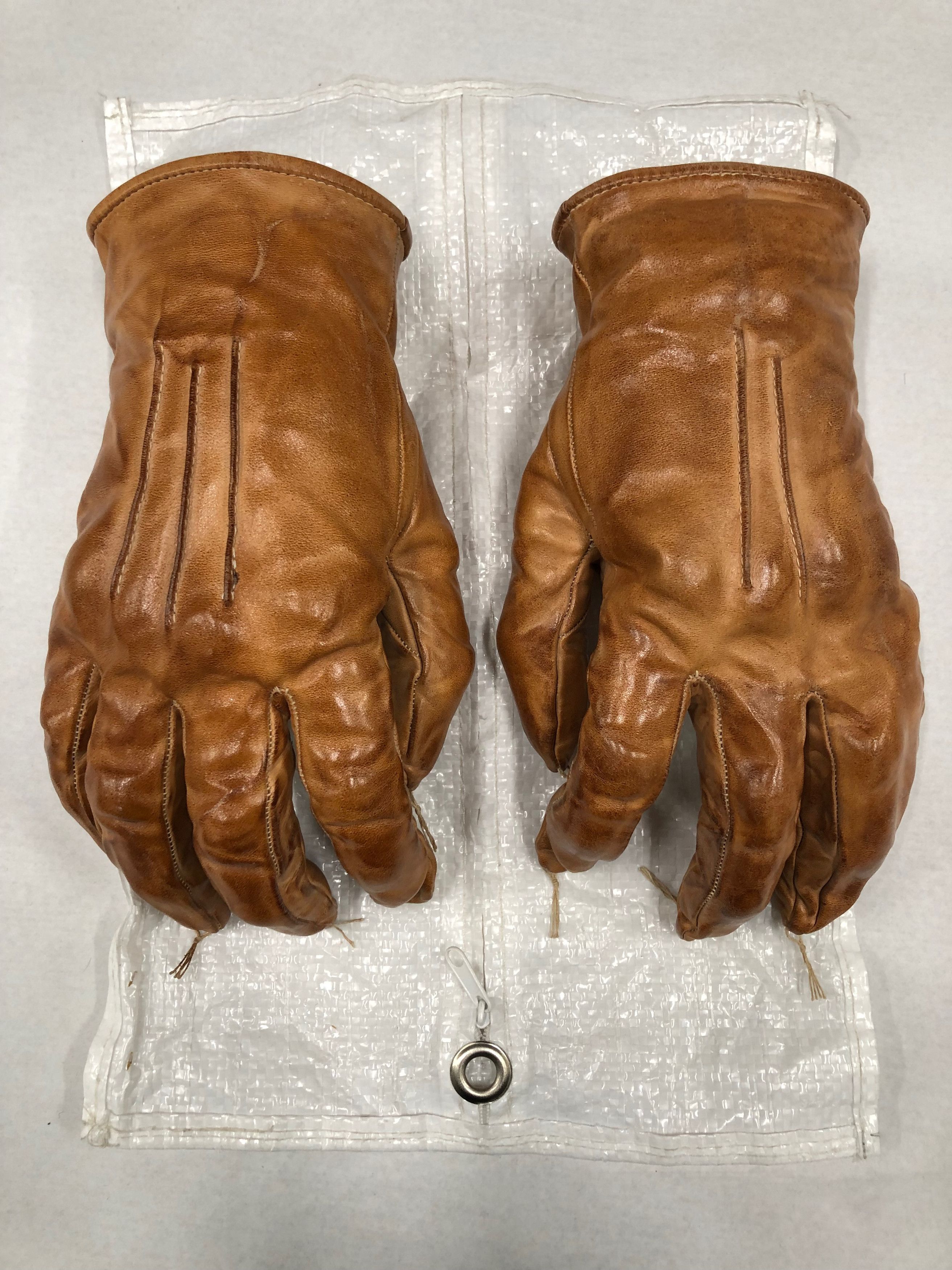 Carol Christian Poell CCP 09’ donkey leather gloves with tassels and ...