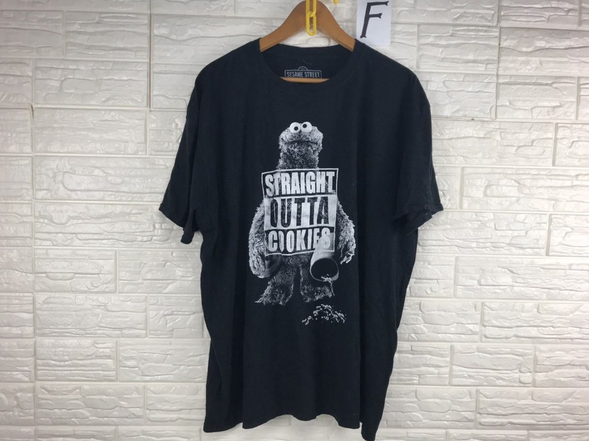 Cartoon Network × Streetwear Sesame Street Straight Outta Cookies Xxl ...