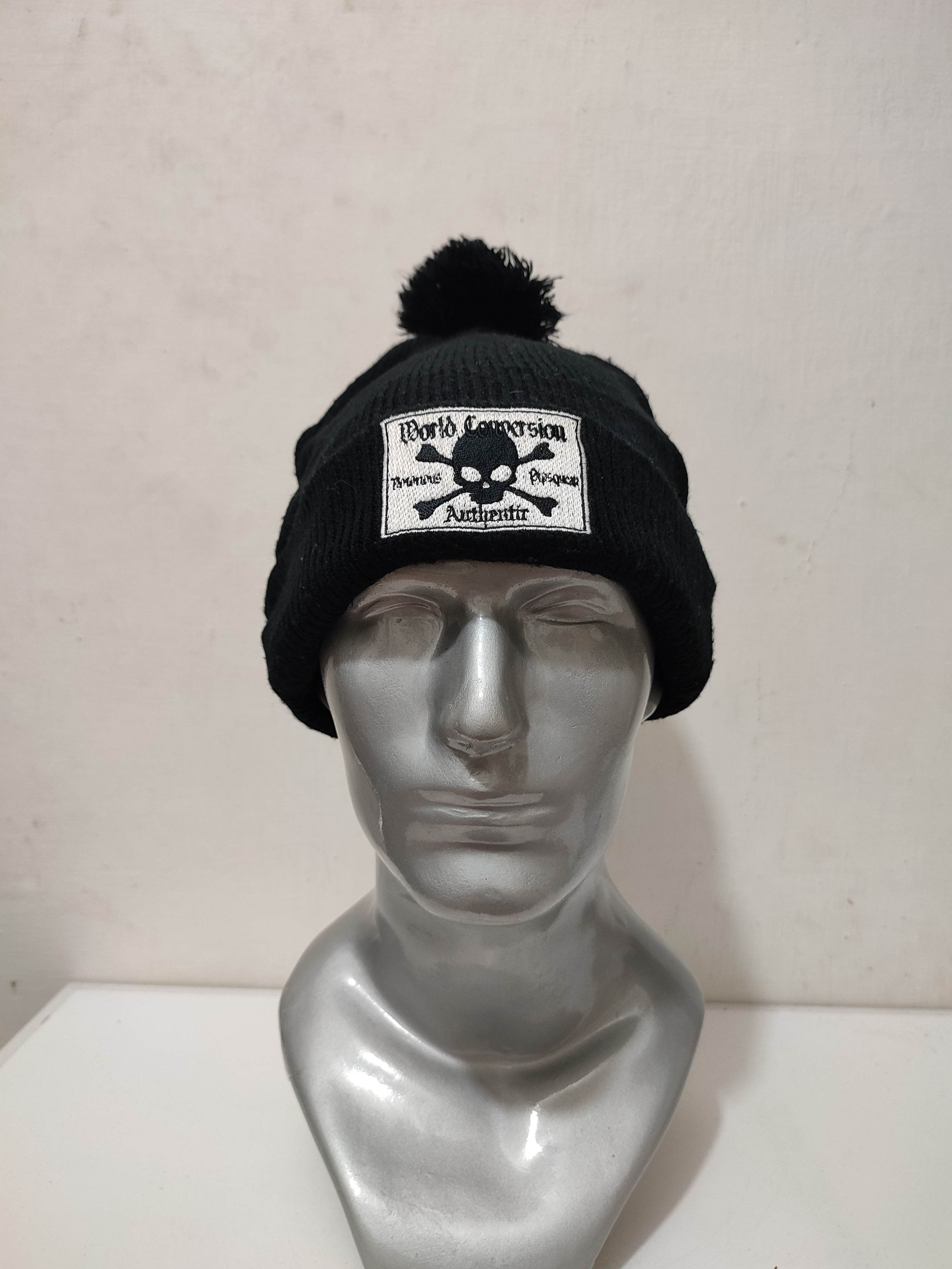 Other × Streetwear World Conversion Skull Punk Rock Bondage Beanie hats ...