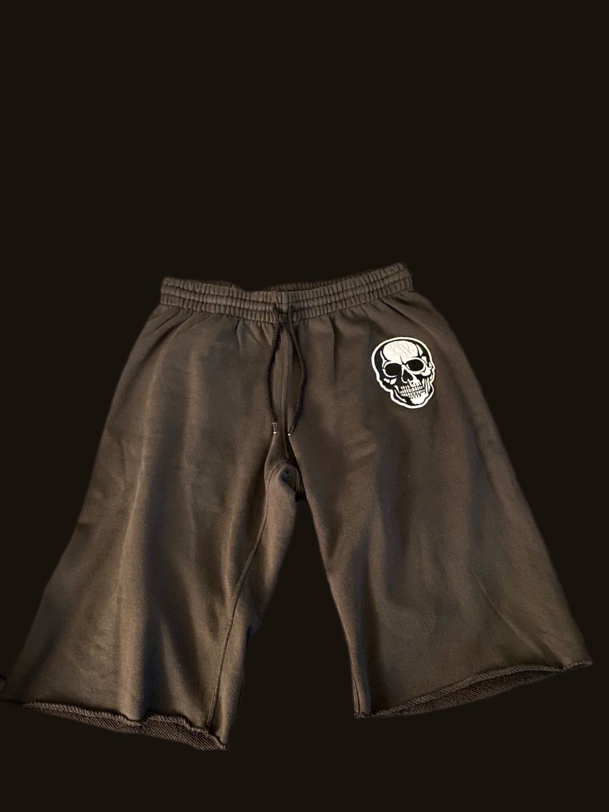 Number (N)ine Number Nine Skull Sweat Shorts SIZE 4 | Grailed