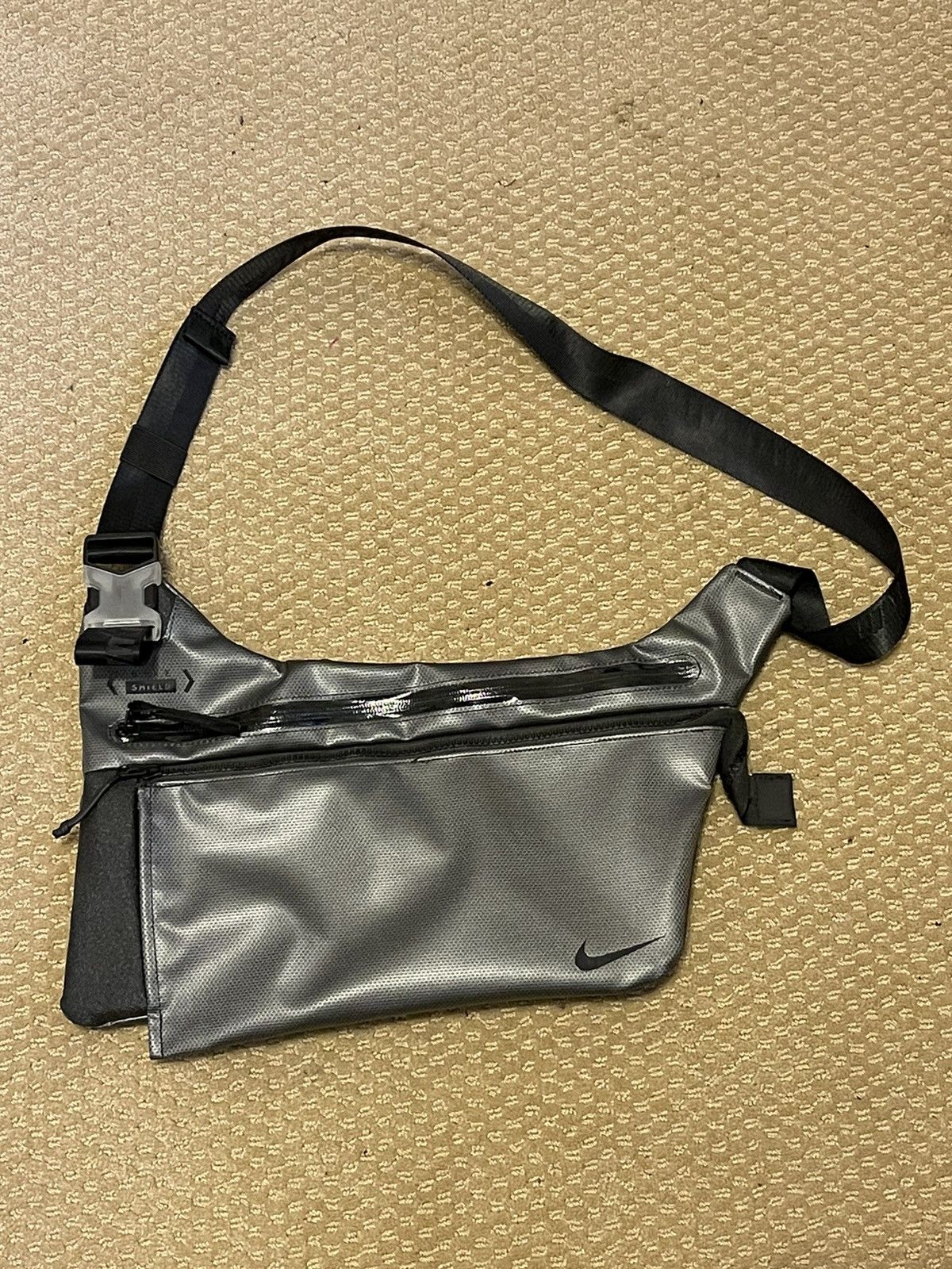 Nike Nike side bag | Grailed