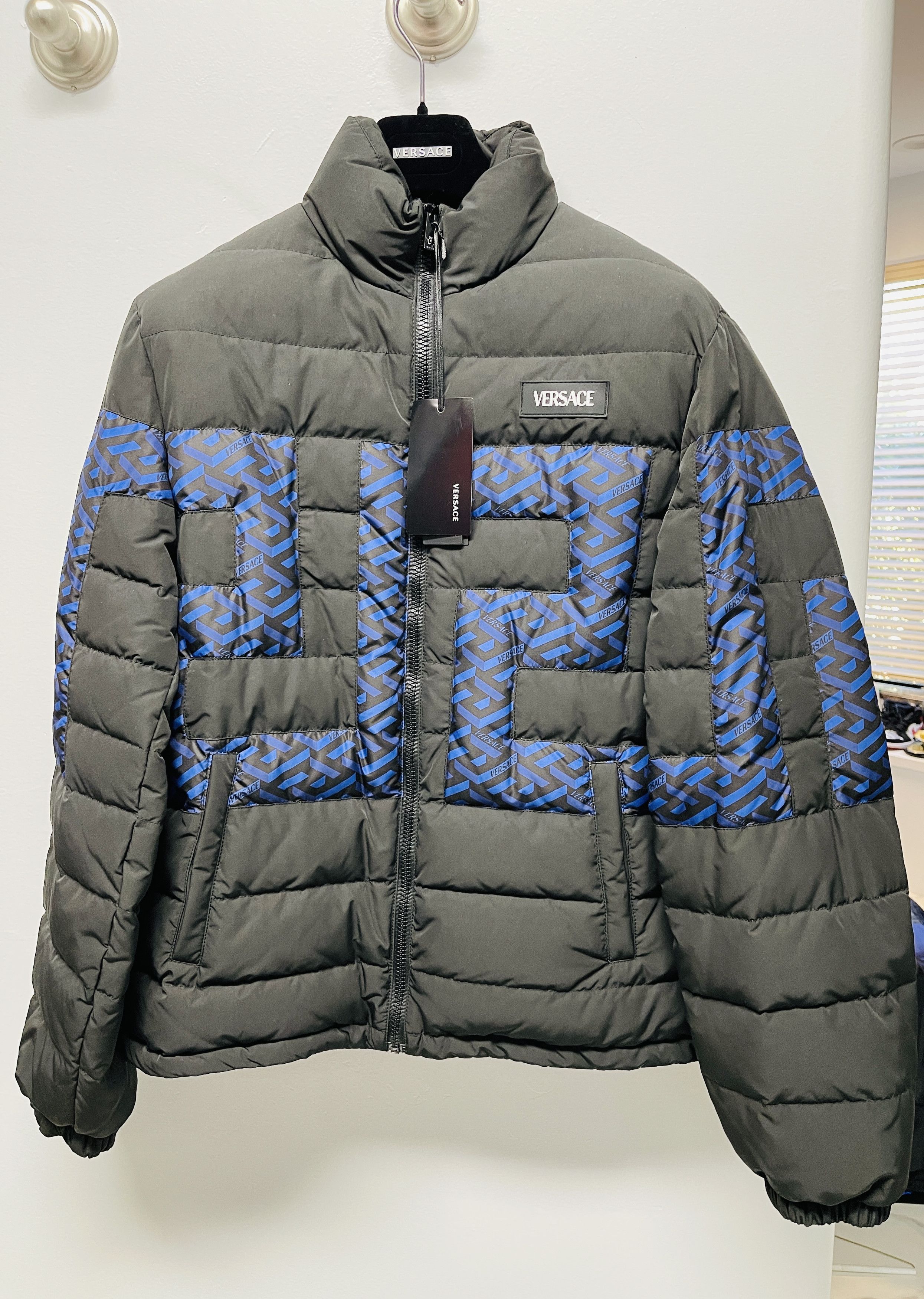 Versace VERSACE LA GRECA ACCENT PUFFER JACKET | Grailed