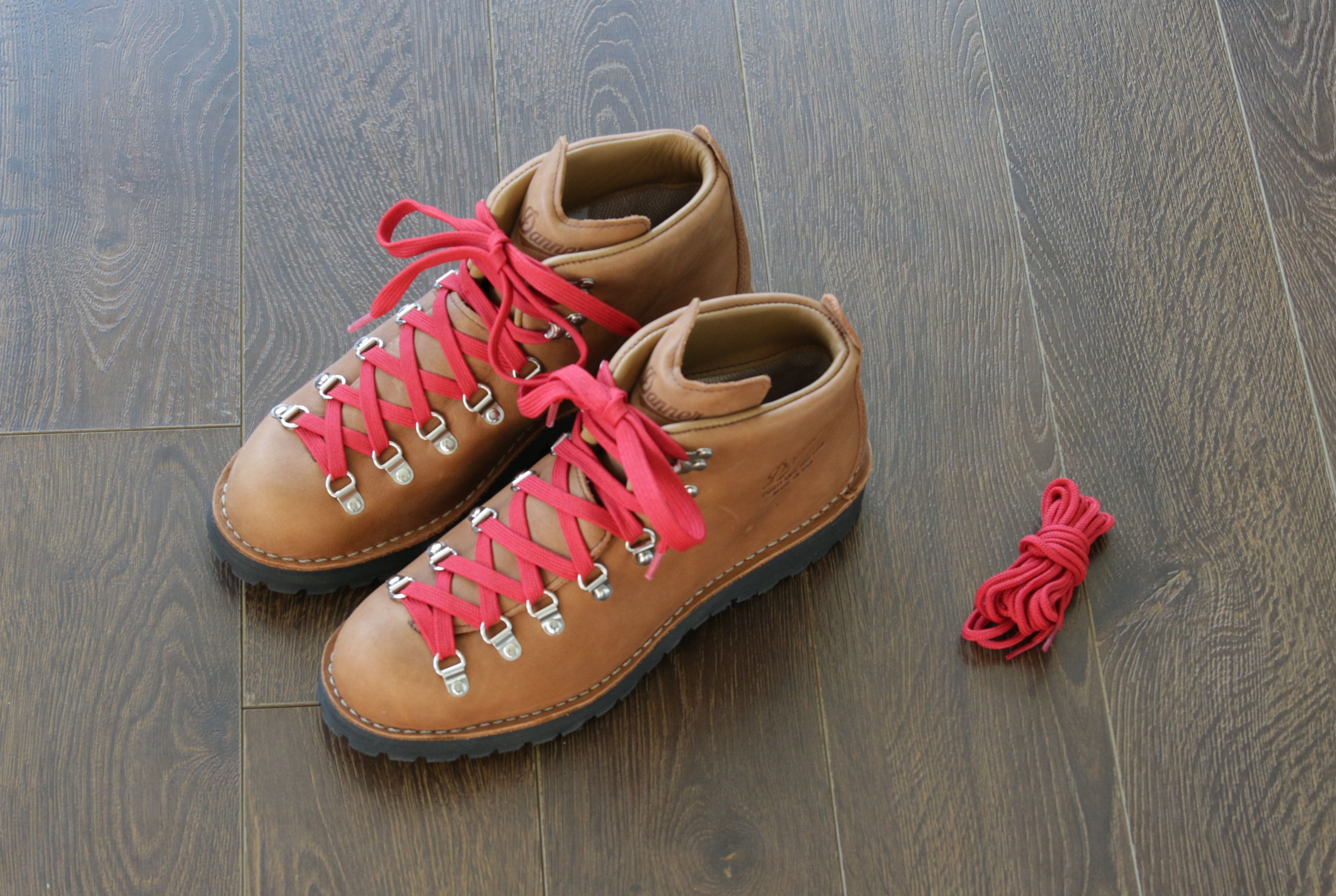 Danner DANNER MOUNTAIN LIGHT CASCADE CLOVIS GORE-TEX BOOTS 10 EE | Grailed