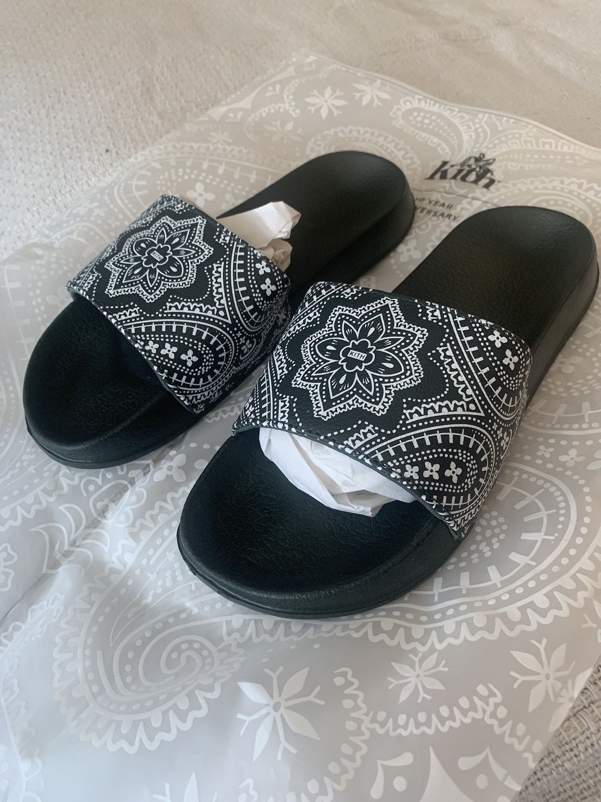Kith KITH Bandana Paisley Beach Slides Stadium SIZE 7 | Grailed
