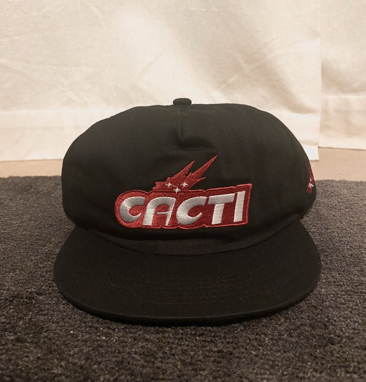 Travis Scott Travis Scott’s Cacti Snapback Hat | Grailed