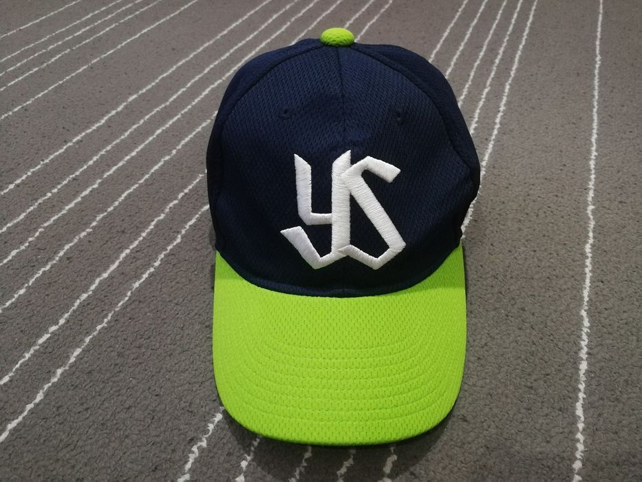 Majestic SWALLOWS TOKYO YAKULT MLB CAP | Grailed