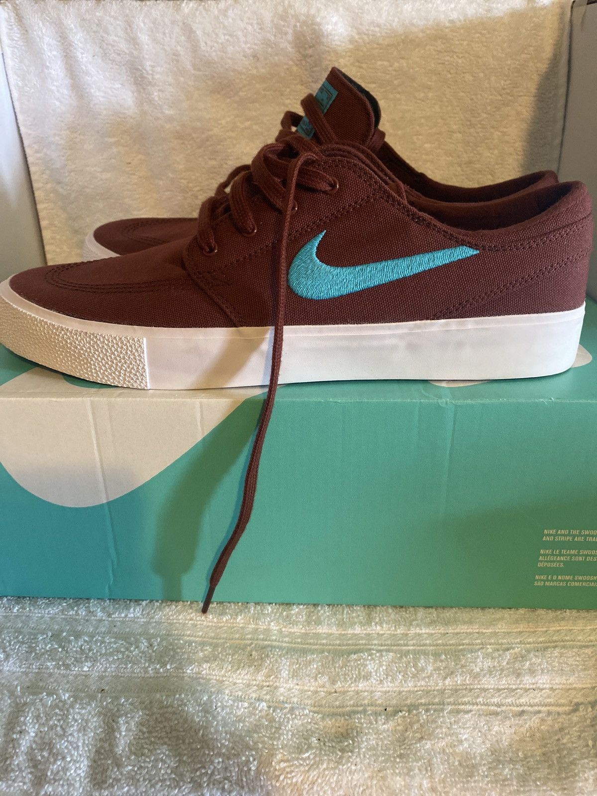 Nike Nike SB Zoom Janoski Unreleased Colorway Sample | Grailed