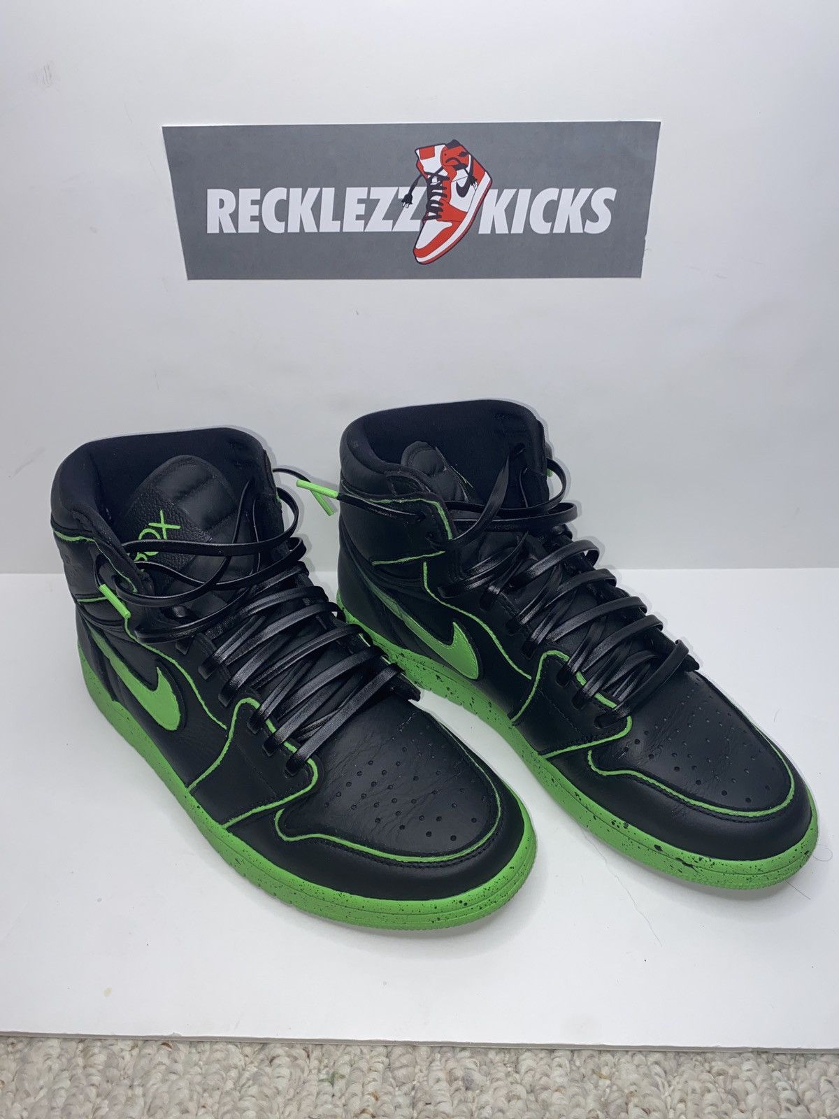 Jordan Brand Jordan 1 Retro High CUSTOM XBOX 1 Bloodline 2019 | Grailed