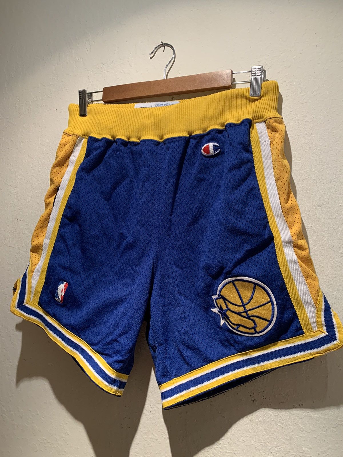 Champion × Vintage × Warriors *RARE Vintage Champion Golden State ...