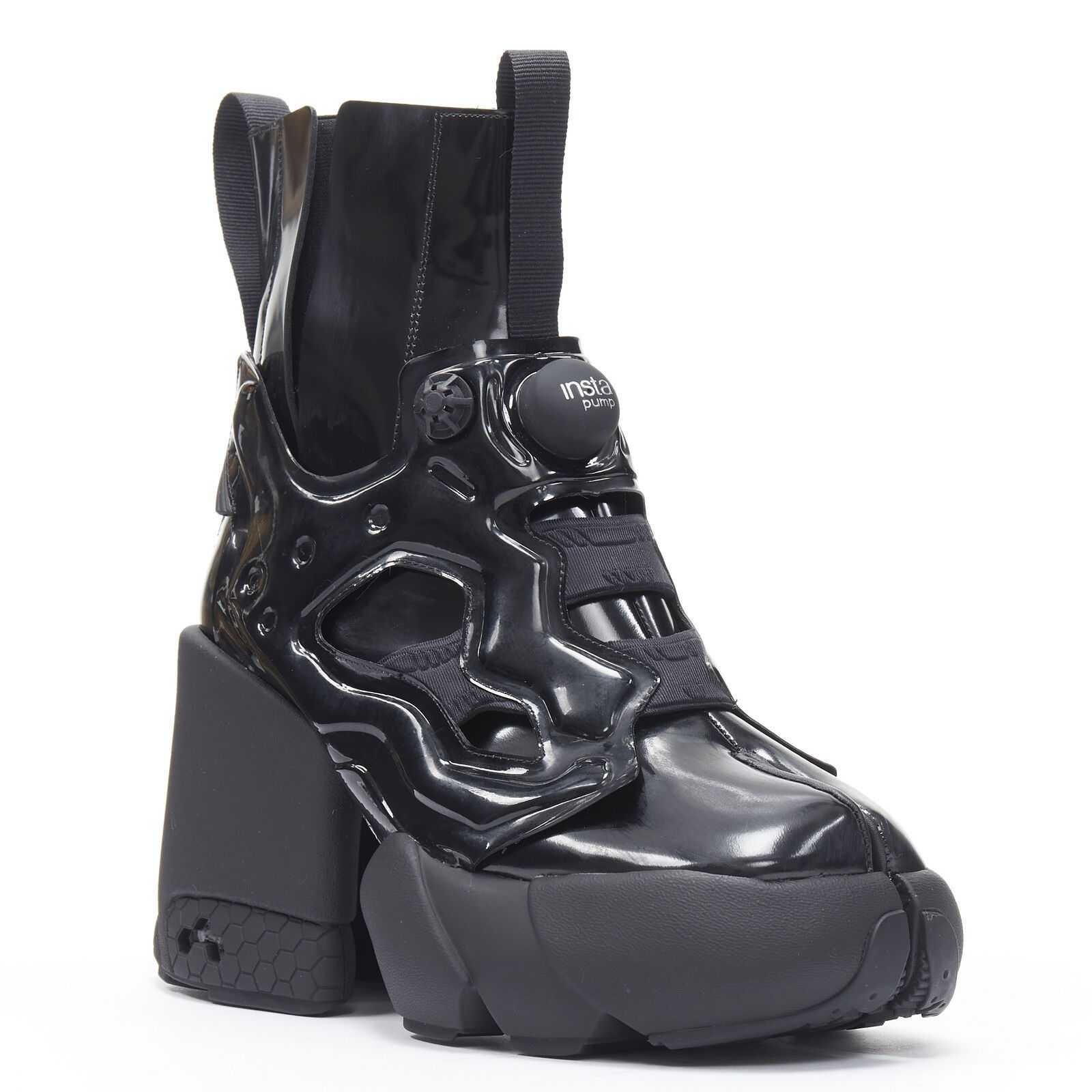 Reebok new 2020 Runway Tabi Instapump black sneakers TGAS/B01317 | Grailed