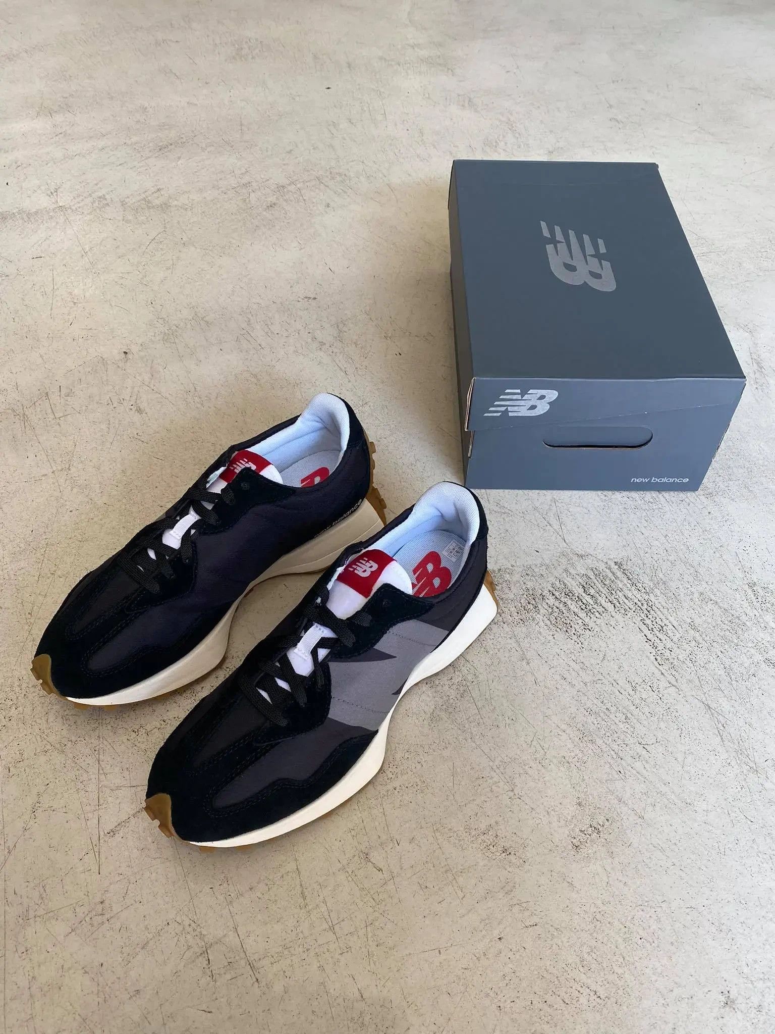 New Balance NEW BALANCE MS327STC US 10.5 | Grailed