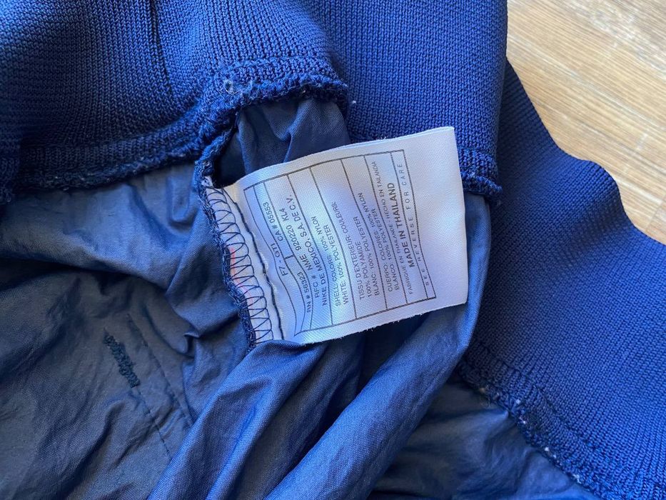 Nike Nike Vintage Centre Swoosh Nylon Sweatshirt | Grailed