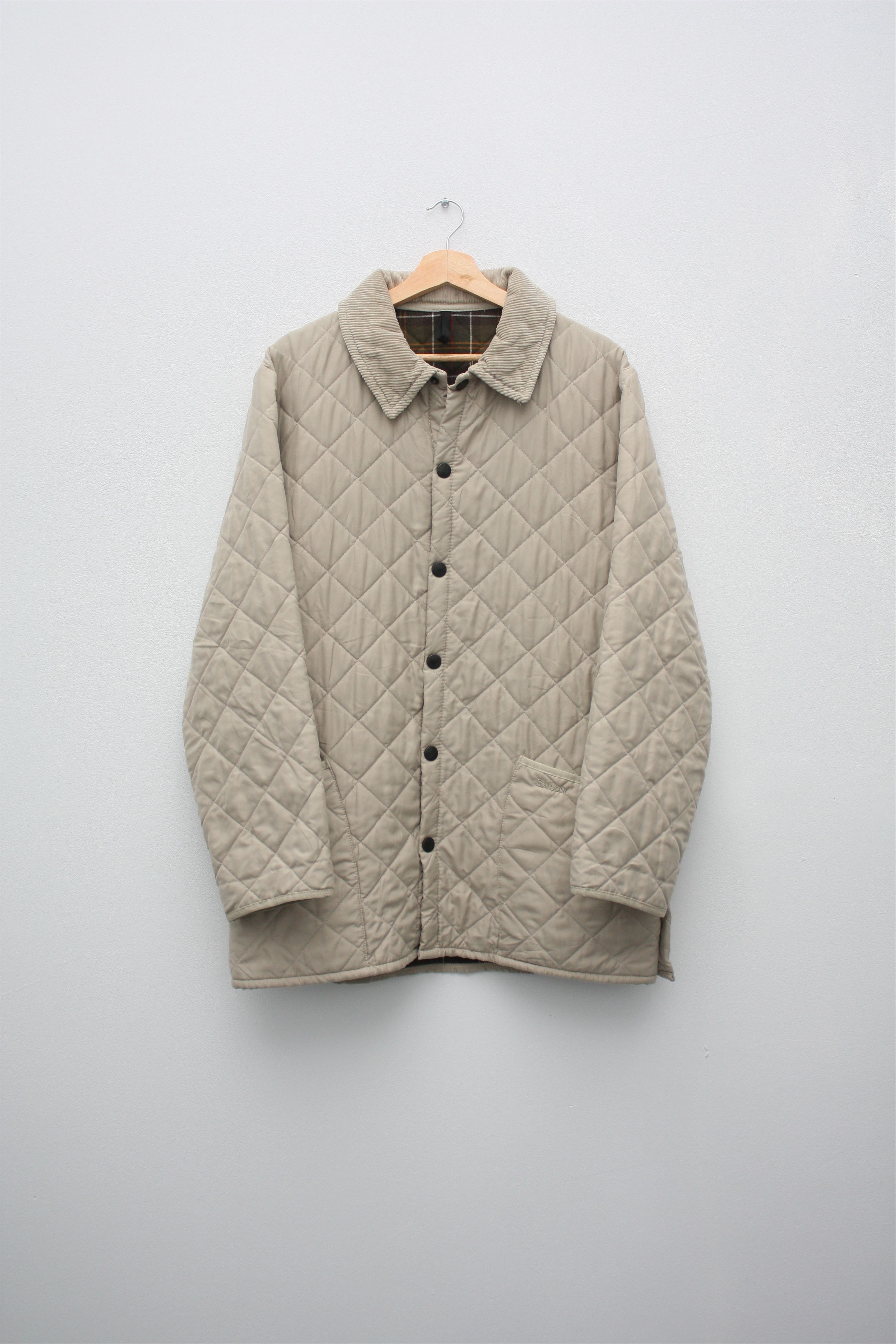 Barbour Barbour Cream Beige D893 Classic Eskdale Quilt Jacket | Grailed