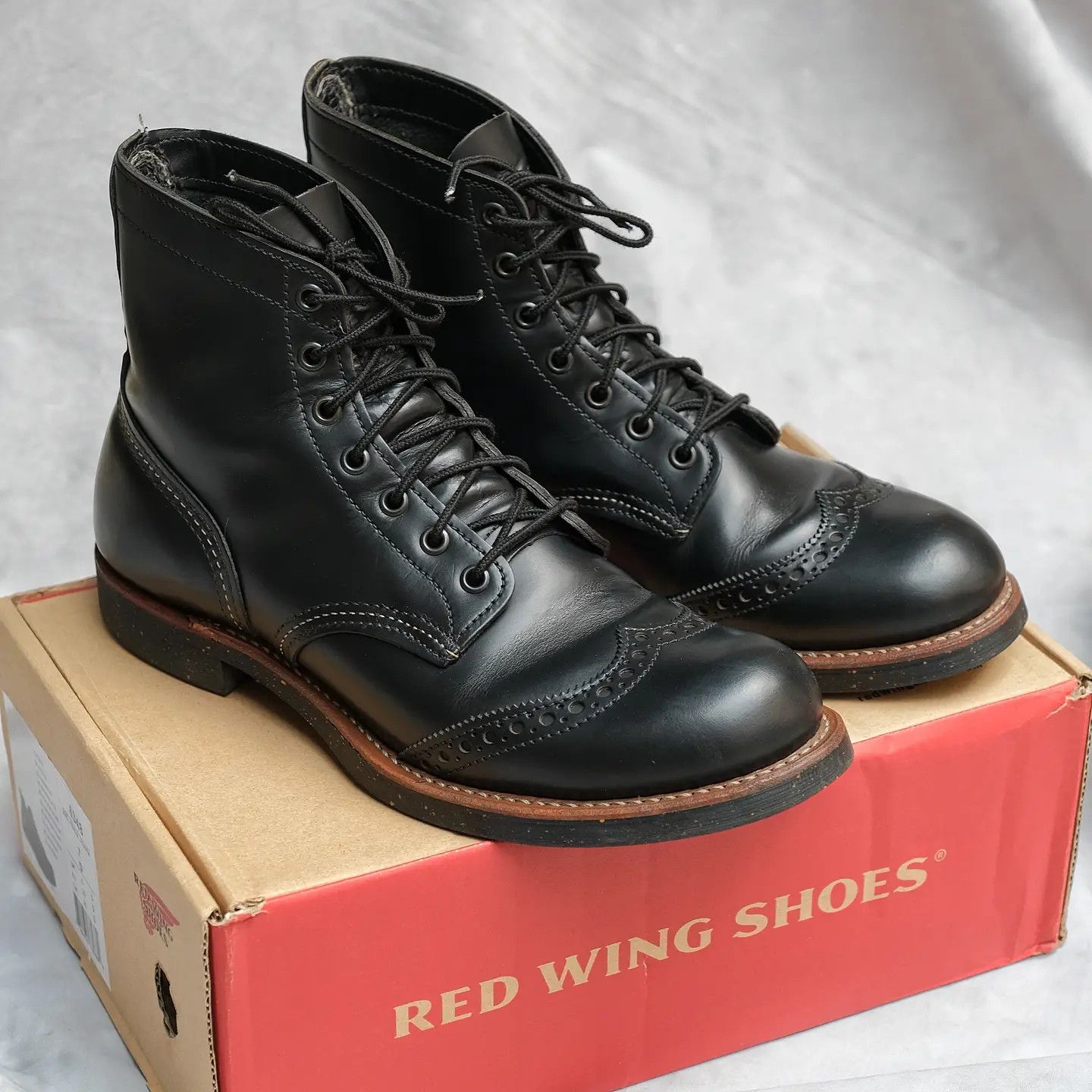 Red Wing Red Wing Heritage 8126 Brogue Black Original Made in Usa | Grailed