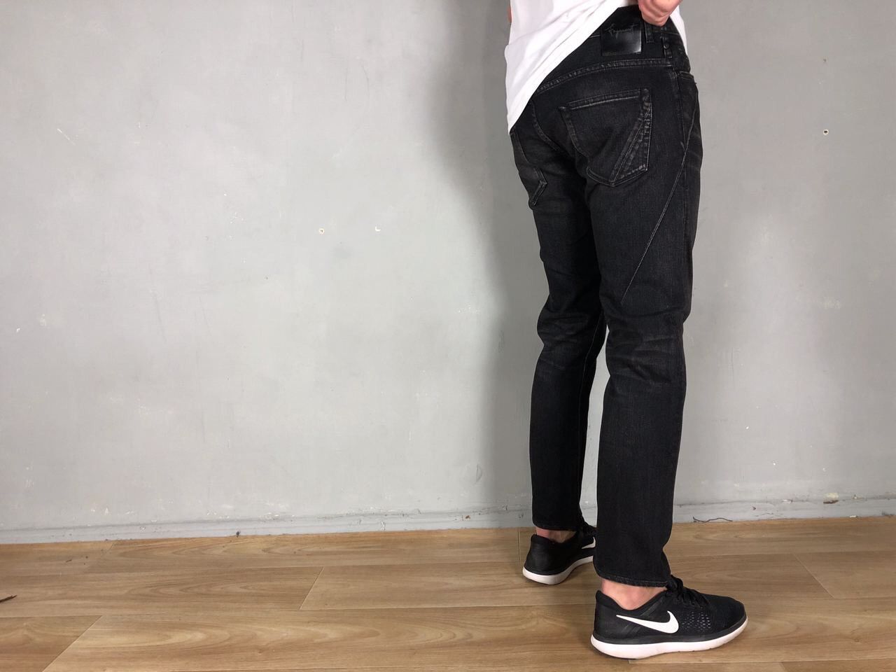 Fagassent Toshiki Aoki Fagassent Toshiki Aoki designer black jeans ...