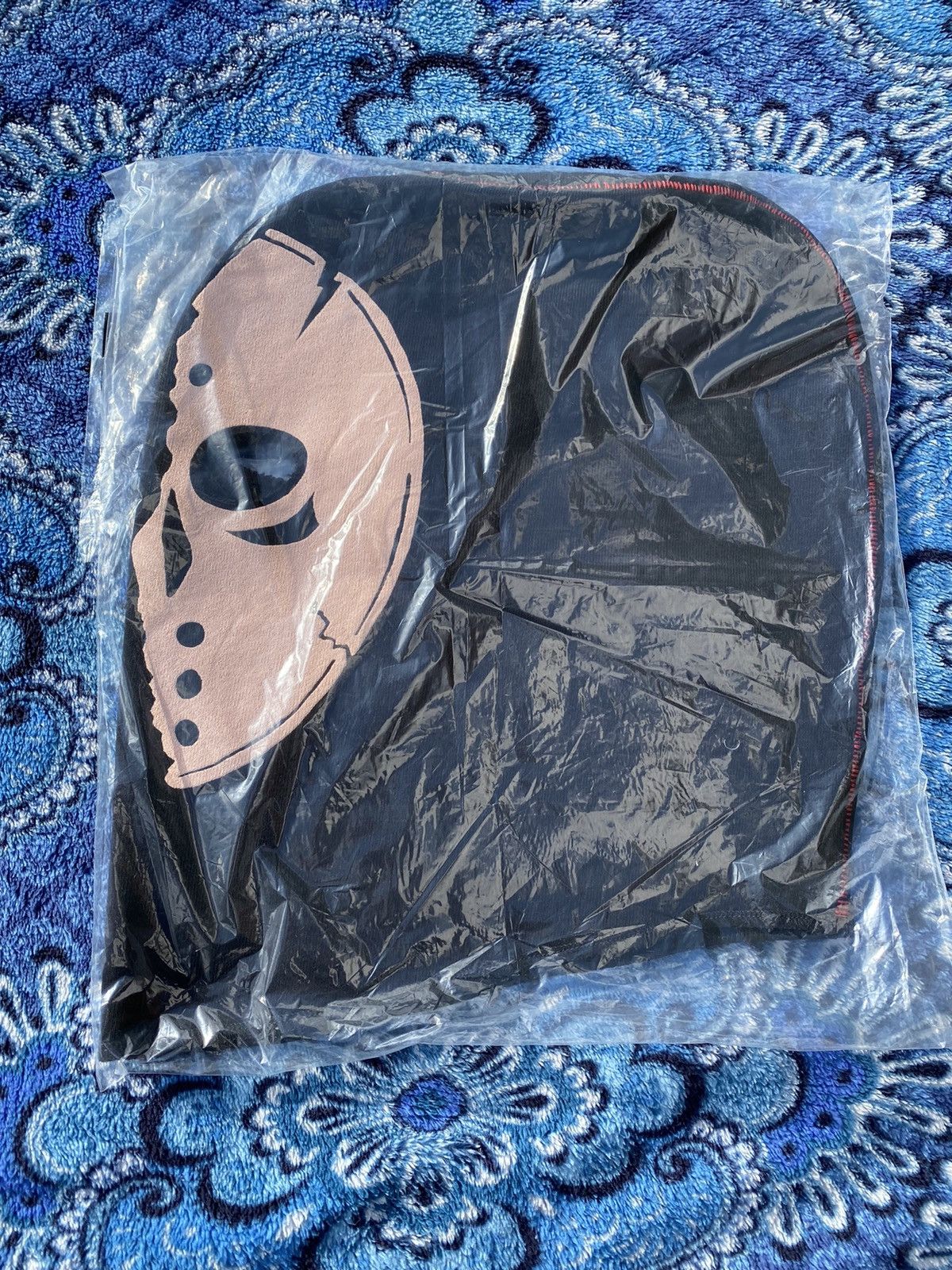 Warren Lotas Warren Lotas Halloween Mask in black | Grailed