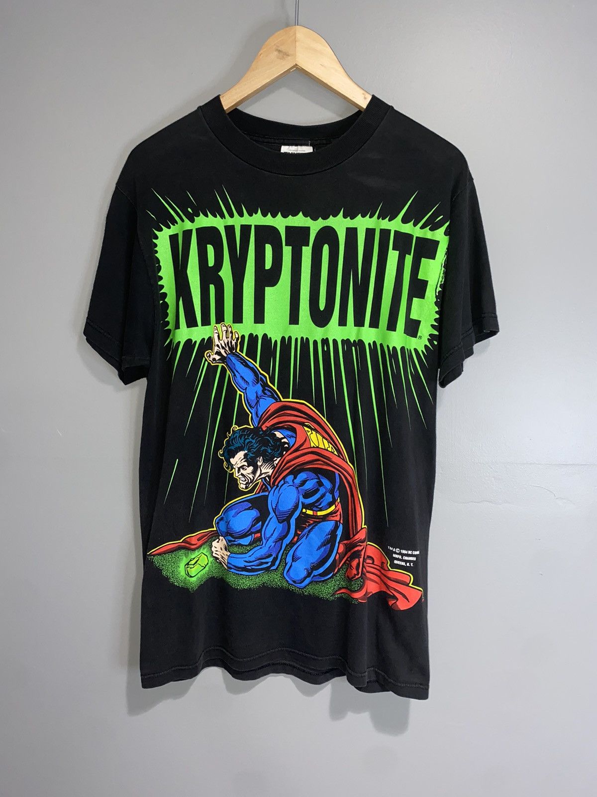 DC Comics × Vintage Vintage 1994 Superman DC comics Kryptonite shirt ...