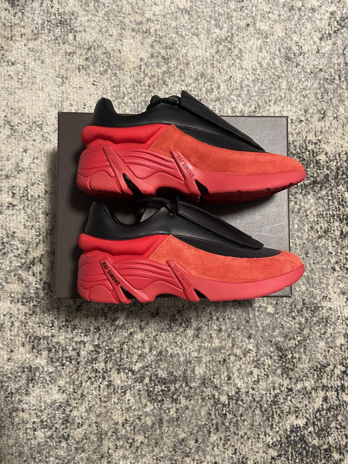 Raf Simons S/S 20 ANTEI Runner | Grailed