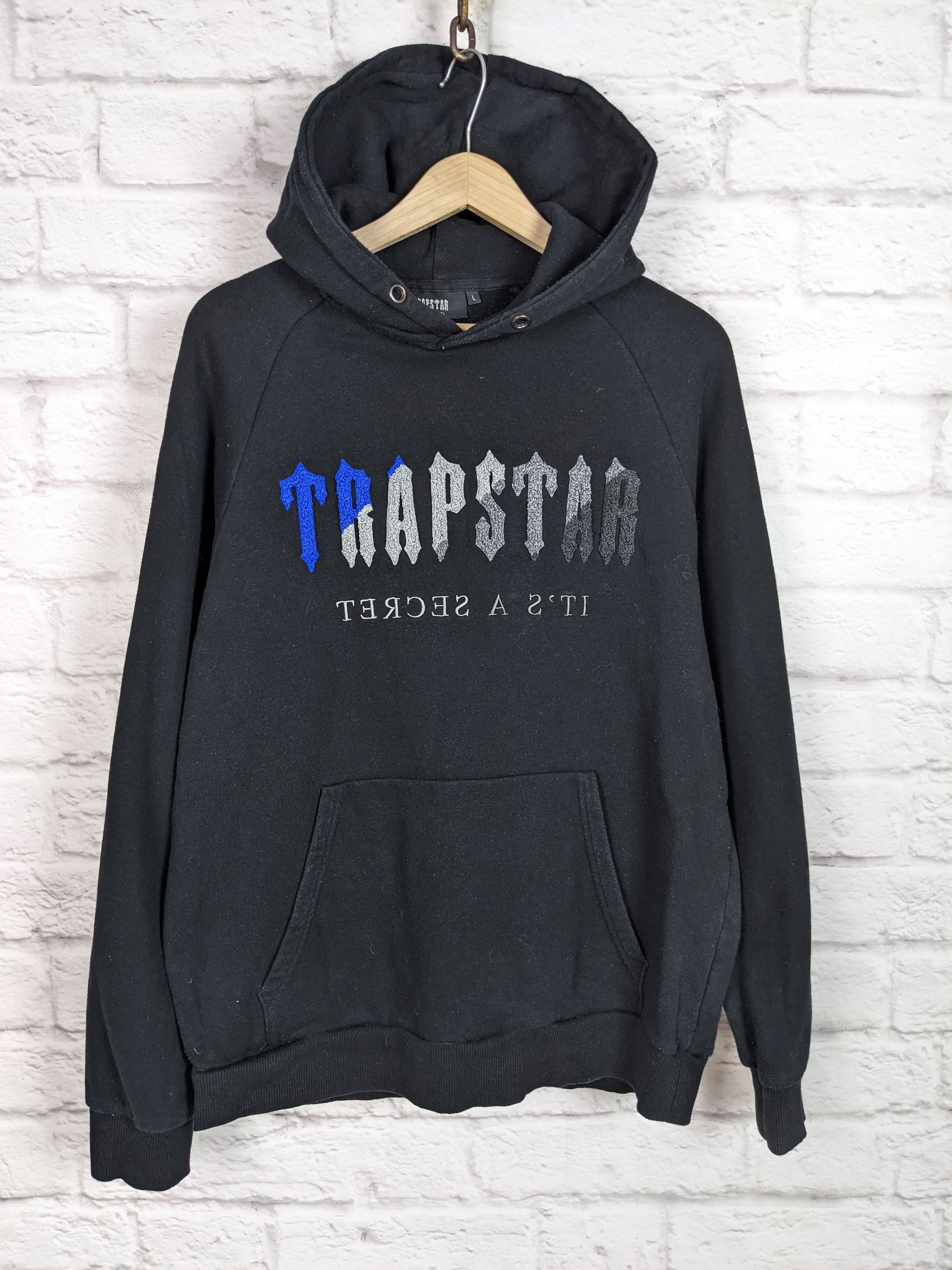 Trapstar London Trapstar vintage hoodie black big logo | Grailed