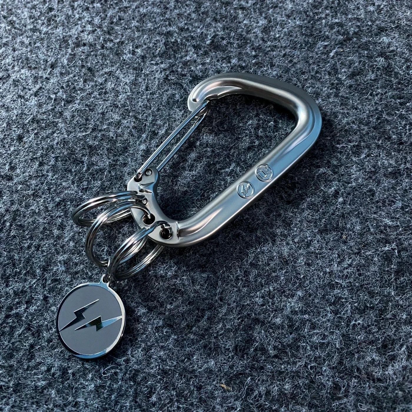 Fragment Design × Streetwear × Uniform Experiment FRAGMENT DESIGN UE ...