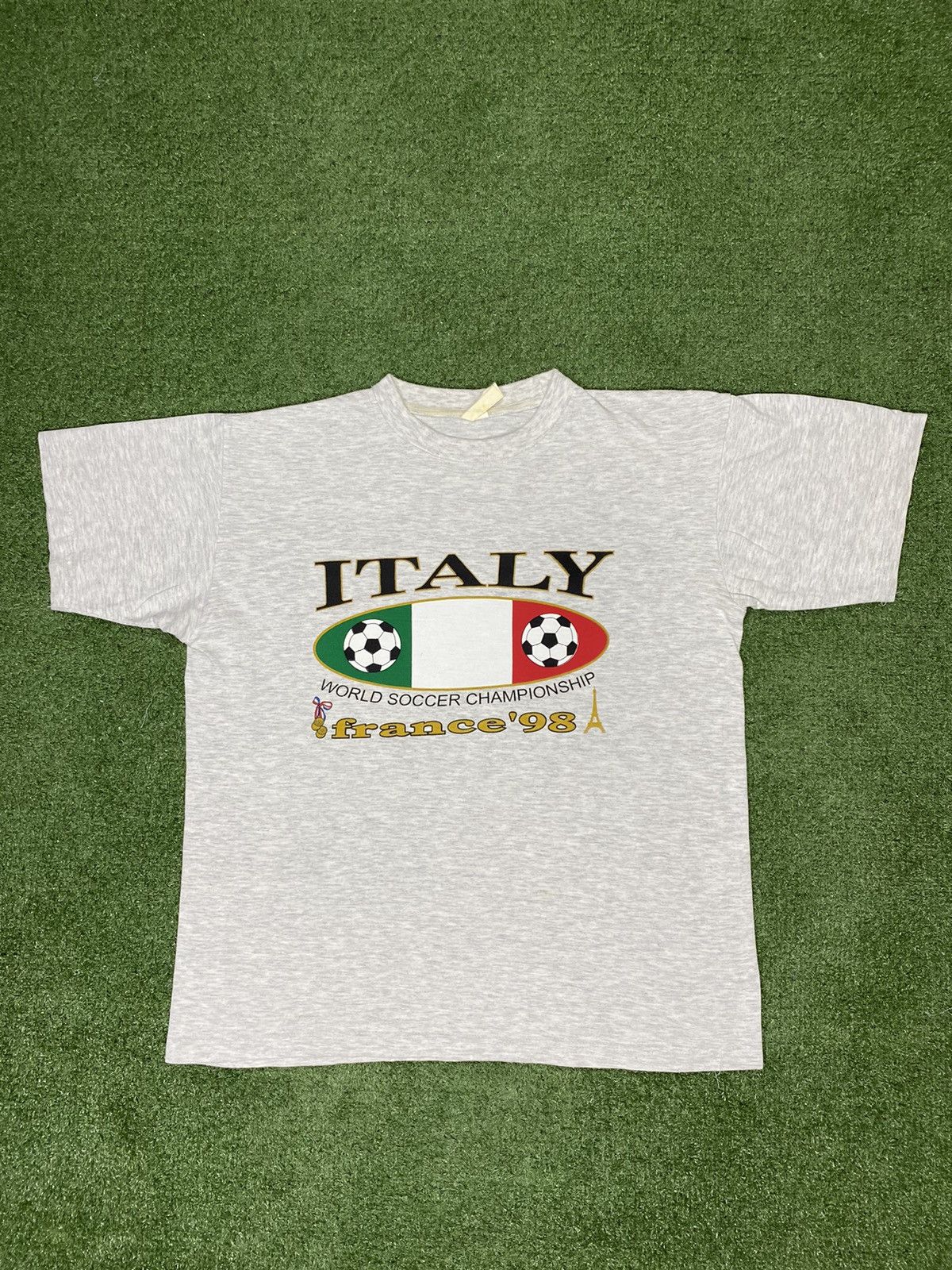 Vintage 1998 Italy world soccer championships France graphic tshirt ...