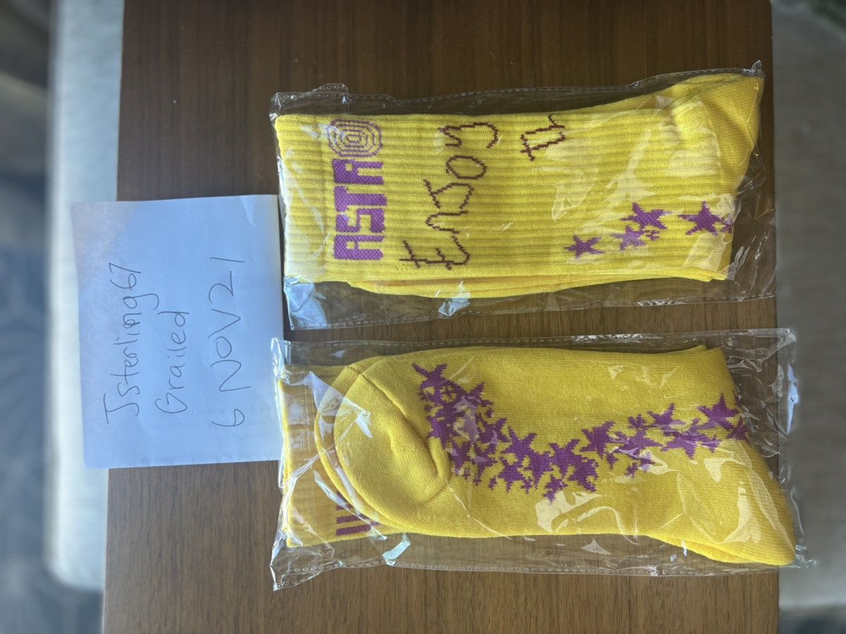 Travis Scott Travis Scott Astroworld 2021 Socks | Grailed