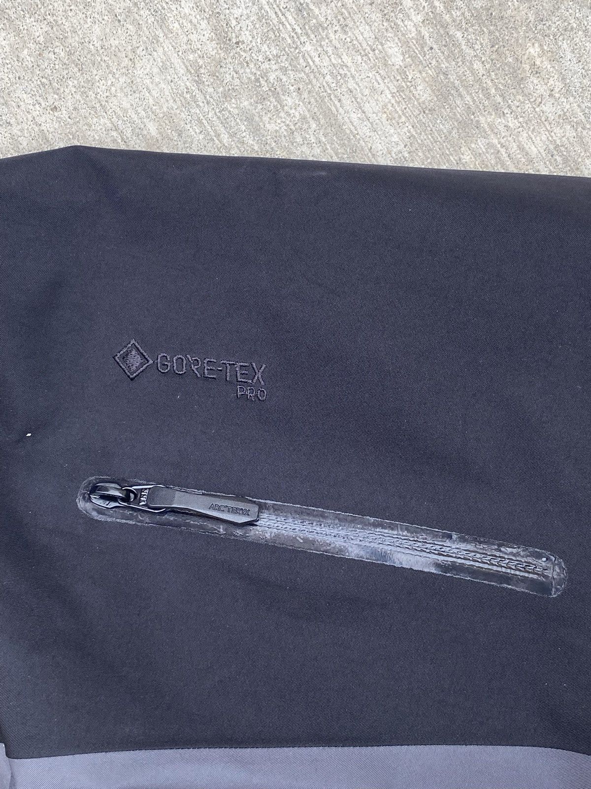 Arc'teryx × Palace Arc’teryx x Palace Alpha SV FW20 | Grailed