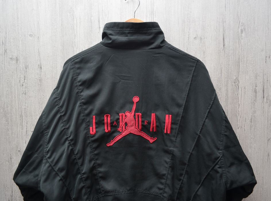 Nike Vintage Nike Air Jordan Quilted Jacket Embroided Logo | Grailed