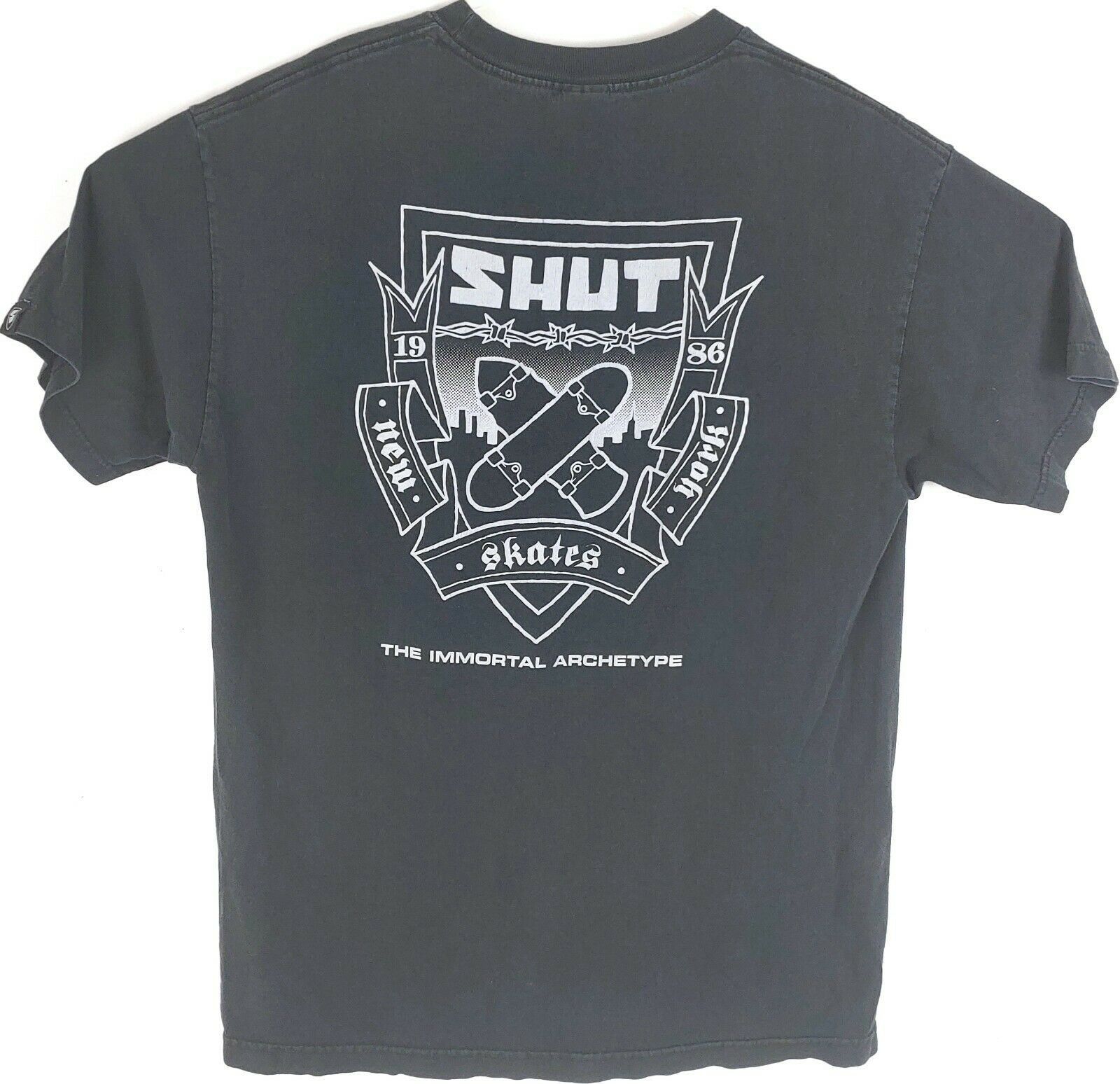 Vintage VTG Shut Skates Shut Skate New York Logo Spell Out T-Shirt ...