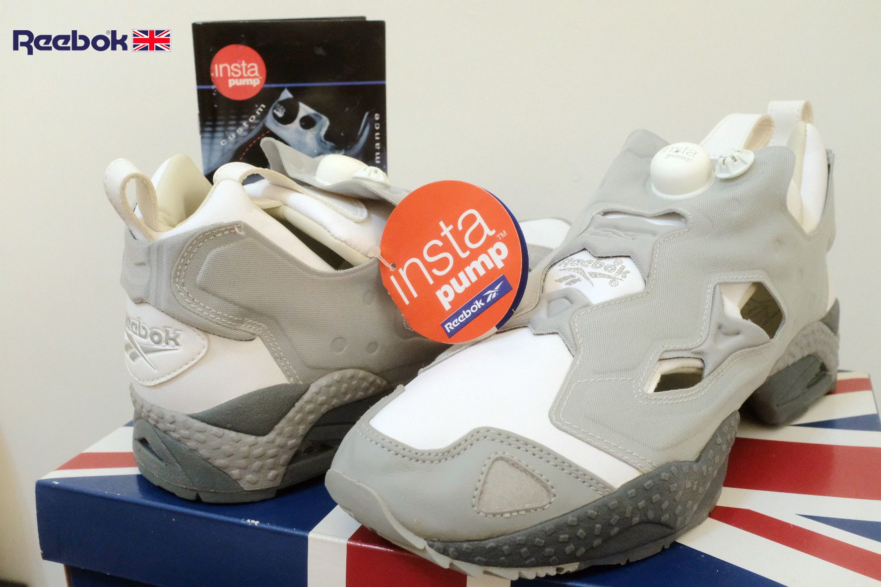 Reebok REEBOK INSTA PUMP FURY (CHANEL colorway) | Grailed